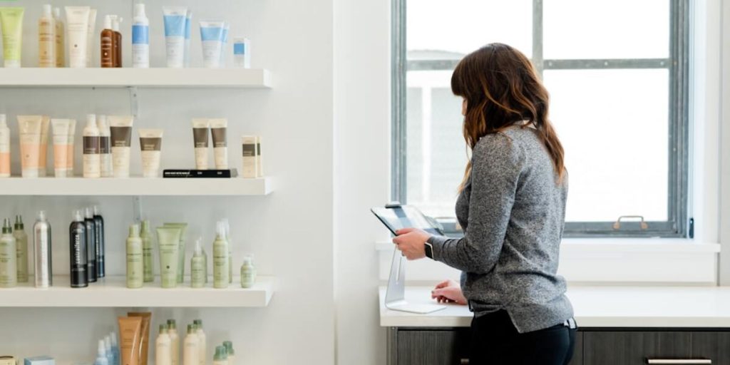 How to Care for 3A Curly Hair: A Comprehensive Guide - Restore Hair Guide