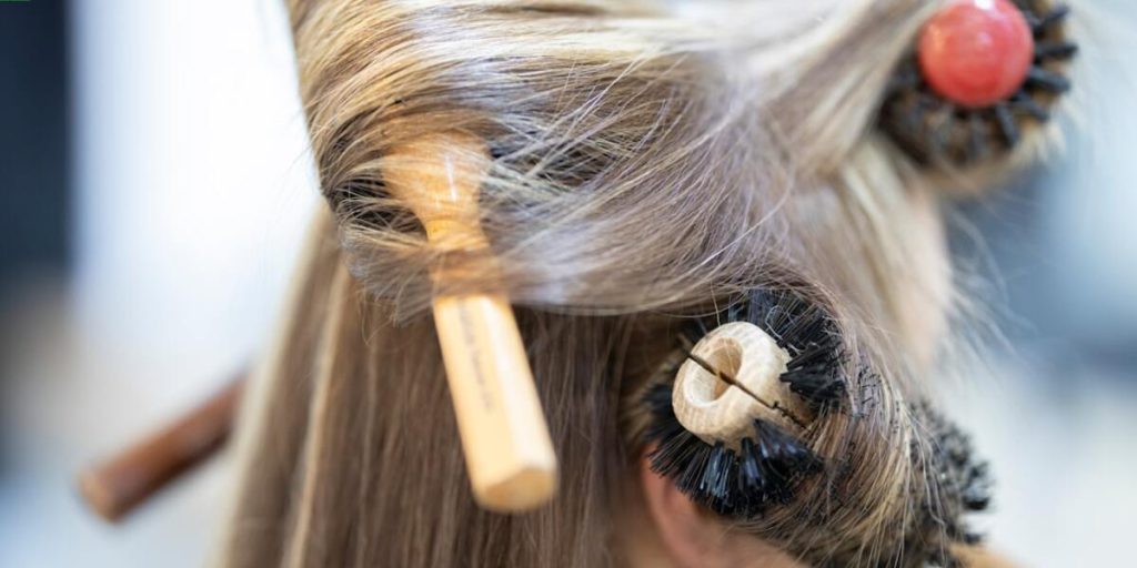 After Waxing Hair Regrowth: Understanding the Cycle and Influencing ...